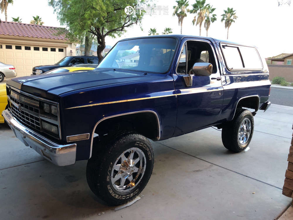 1989 Chevrolet Blazer with 18x9 -18 Mayhem Tank and 265/70R18 Cooper ...