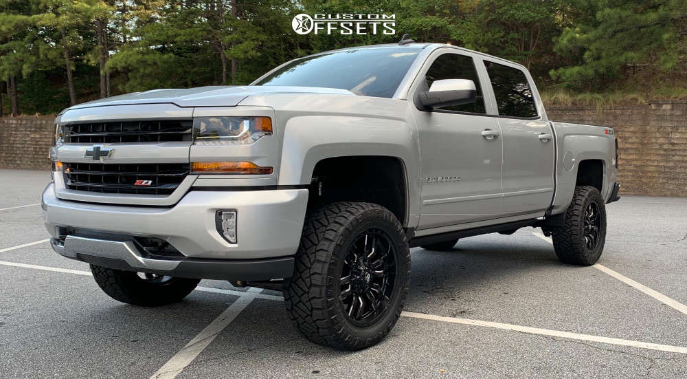 2018 Chevrolet Silverado 1500 with 20x9 1 Fuel Sledge and 33/12.5R20 ...