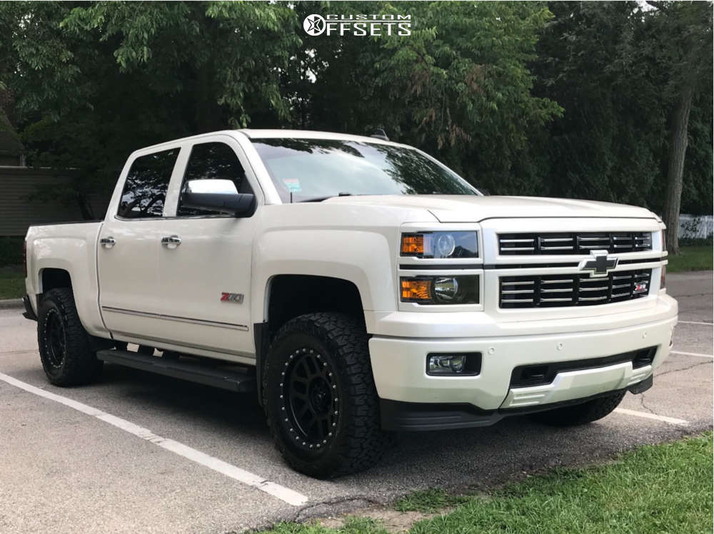 2015 Chevrolet Silverado 1500 with 18x9 -12 Method Mesh and 33/12.5R18 ...