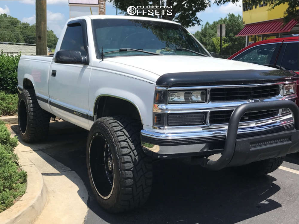 1997 Chevrolet C1500 with 22x12 -44 TIS 544BM and 35/12.5R22 Toyo Tires ...