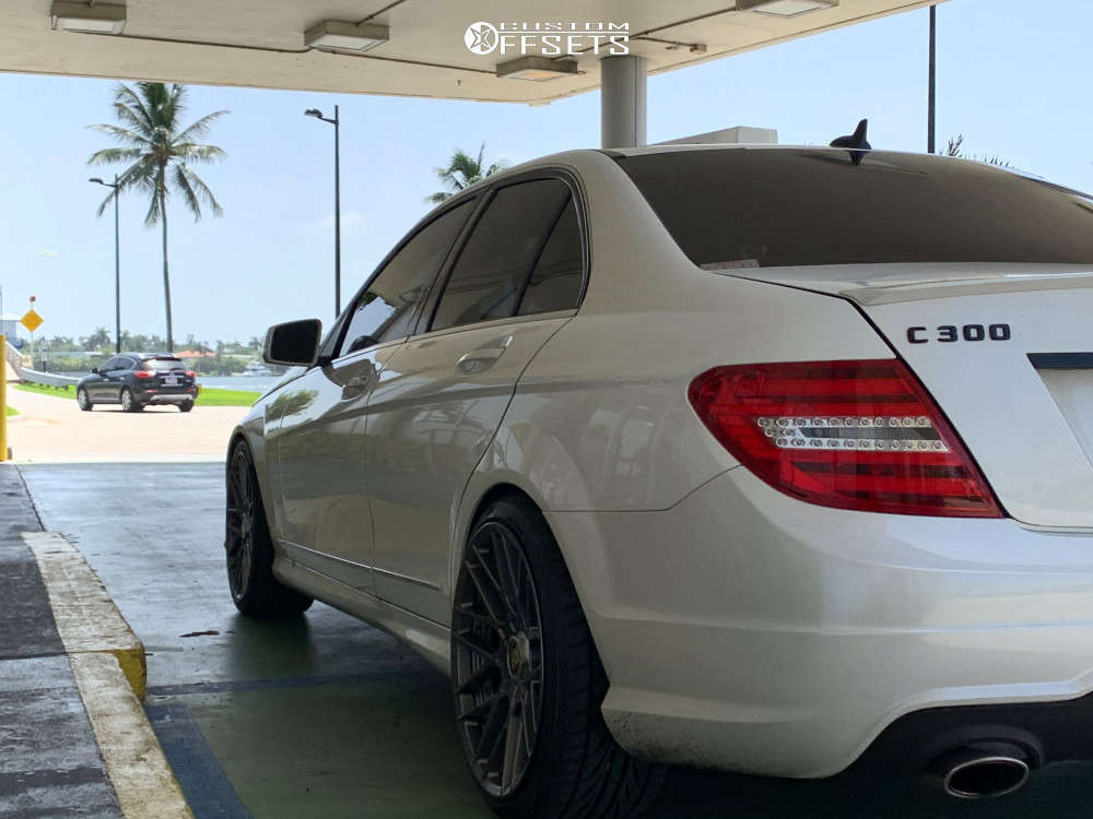 2013 Mercedes-Benz C300 with 19x8.5 35 Rotiform Rse and 235/35R19 Ohtsu ...