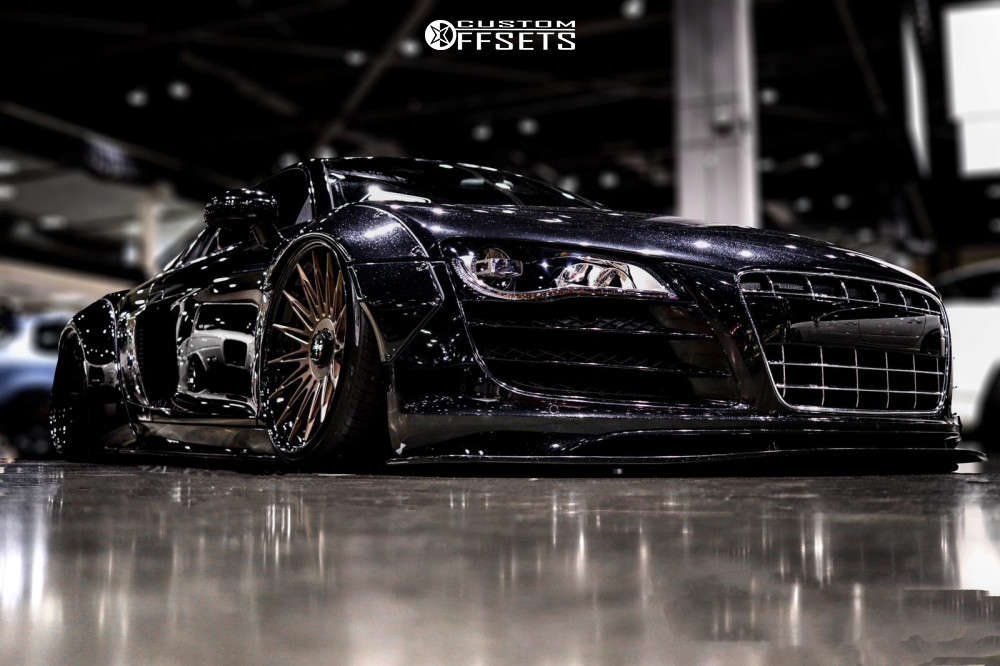 2010 Audi R8 with 20x10 -10 Rotiform Nek and 245/30R20 Pirelli P-zero ...