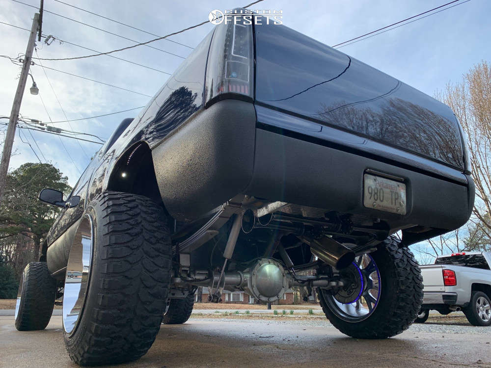 2000 Chevrolet Silverado 1500 with 22x14 -76 Hostile Rage and 35/12 ...