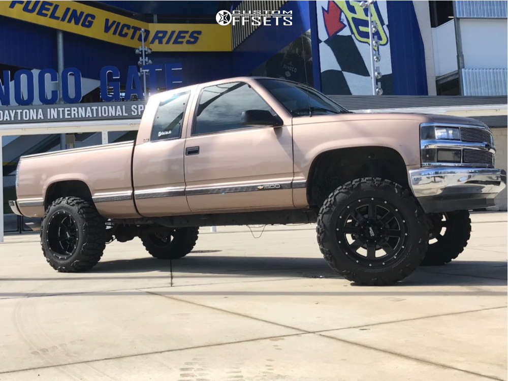 1996 Chevrolet C1500 with 20x12 -44 Moto Metal Mo962 and 35/12.5R20 ...