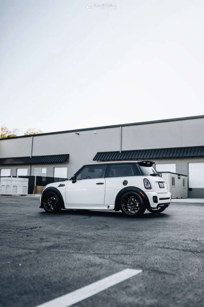 2010 Mini Cooper with 18x7.5 48 BBS Rf and 215/40R18 Michelin Pilot ...