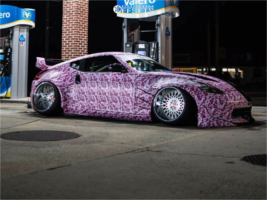 2009 Nissan 370Z with 19x12.5 -35 Infinitewerks Is and 285/35R19 ...