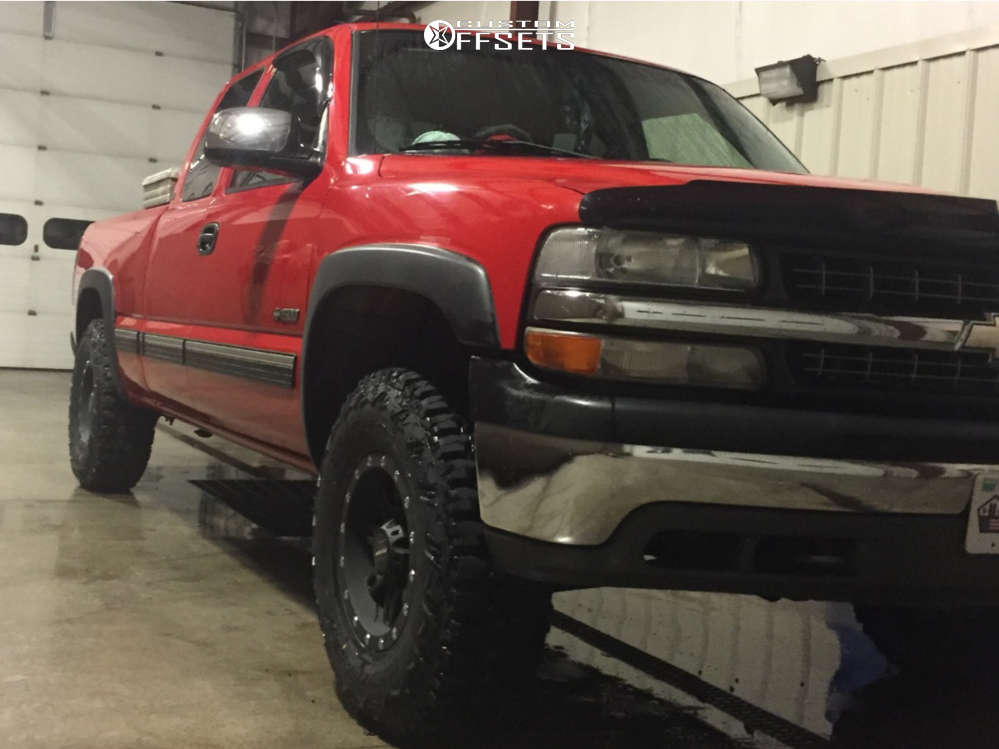 2001 Chevrolet Silverado 1500 with 16x8 -6 Pro Comp Series 31 and 285 ...