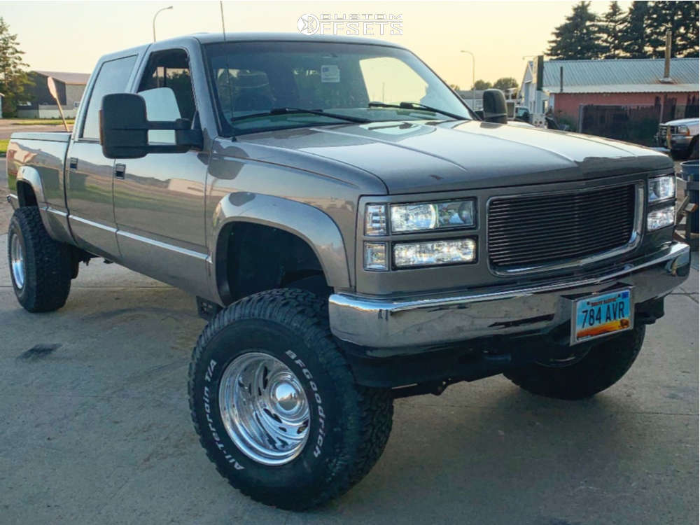 2000 GMC K2500 with 16.5x12 -51 Weld Racing Scorpio and 35/12.5R16.5 ...