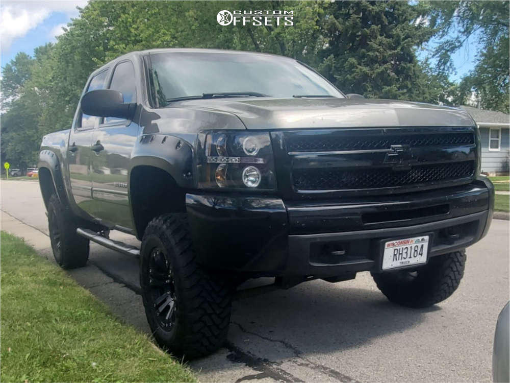 Accelera MT-01 35x12.50R18LT | 1200040961 | Custom Offsets