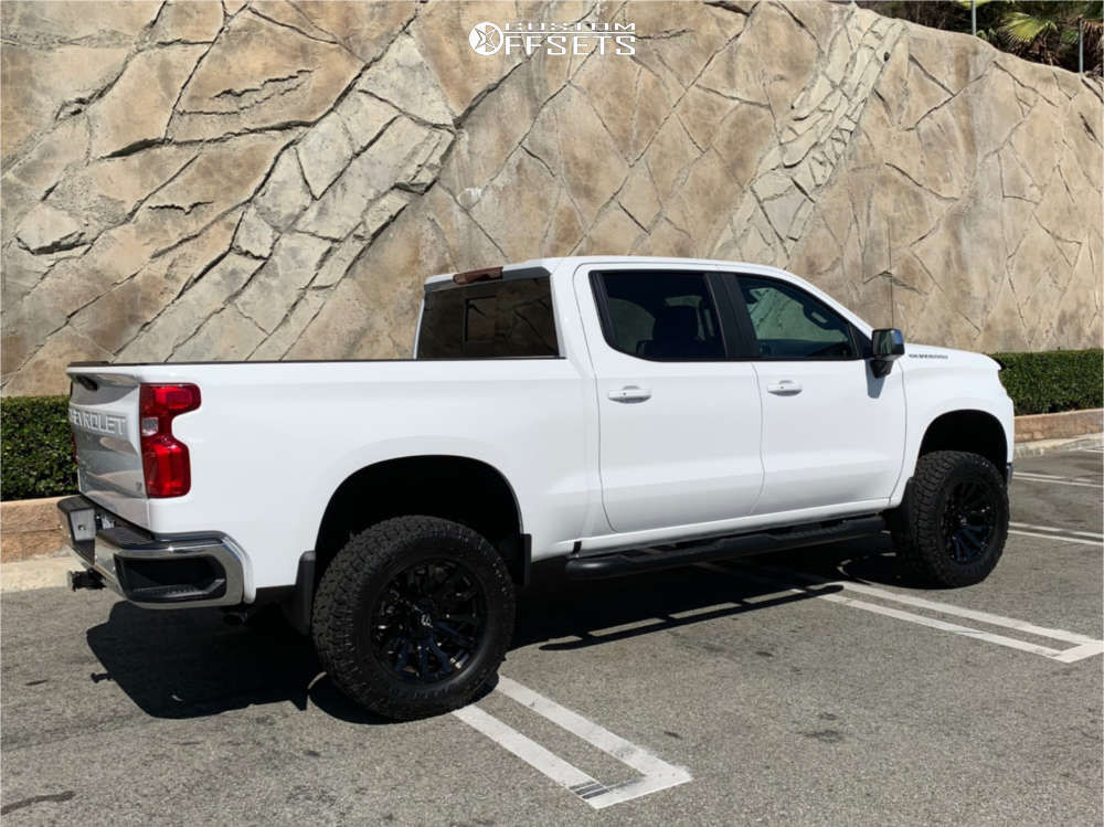 2019 Chevrolet Silverado 1500 with 20x9 1 Fuel Blitz and 35/12.5R20 ...