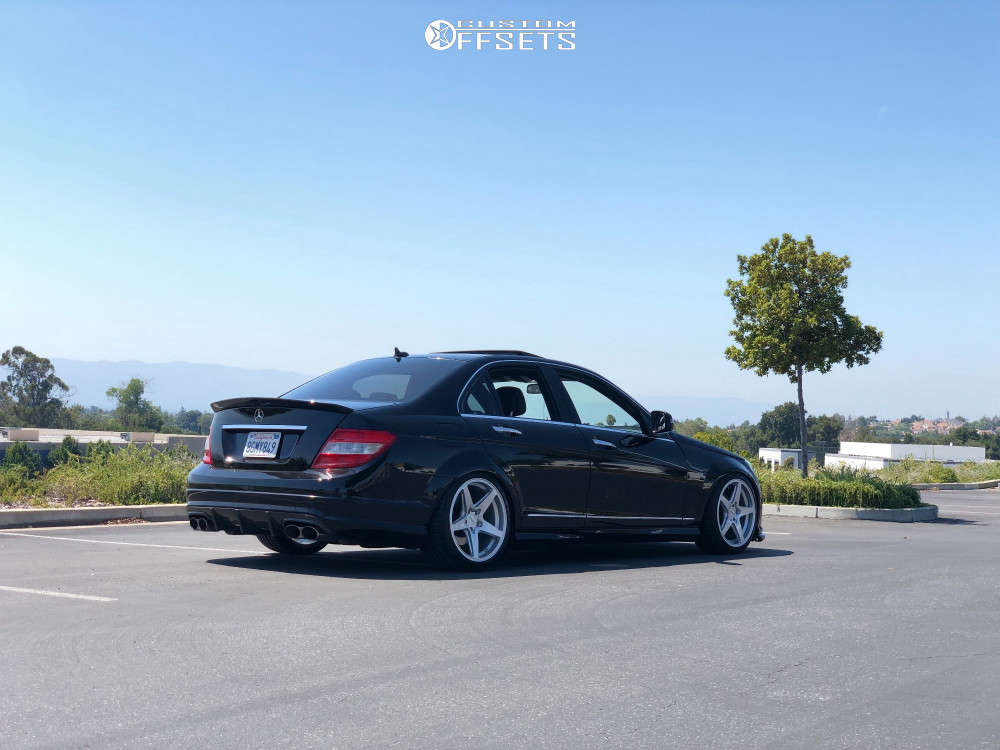 2008 Mercedes-Benz C300 with 18x8.5 30 Rotiform Wgr and 225/40R18 ...