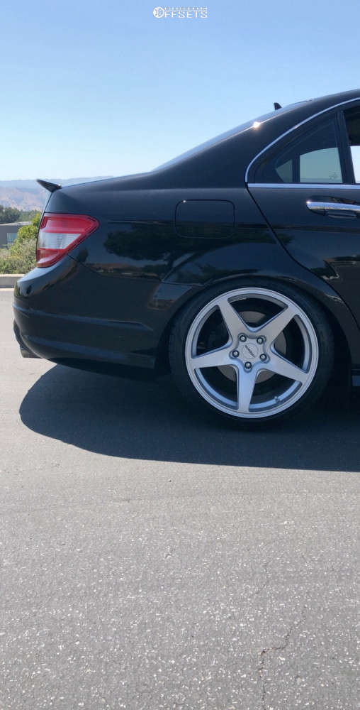 2008 Mercedes-Benz C300 with 18x8.5 30 Rotiform Wgr and 225/40R18 ...
