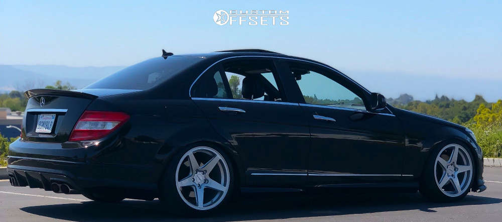 2008 Mercedes-Benz C300 with 18x8.5 30 Rotiform Wgr and 225/40R18 ...