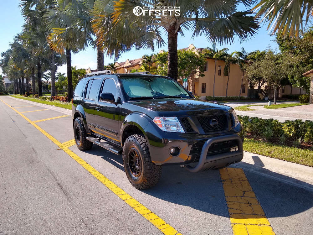 2010 Nissan Pathfinder with 16x8 15 Fuel Vector and 285/75R16 ...