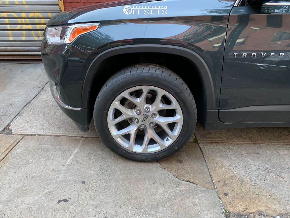 2019 Chevrolet Traverse with 20x9 27 OE Performance 176 and 255/50R20 ...
