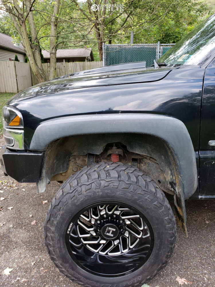 2001 GMC Sierra 2500 HD with 20x12 -44 Hostile Jigsaw and 35/12.5R20 ...