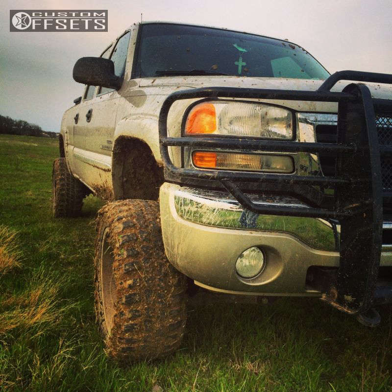 2006 GMC Sierra 2500 HD with 20x10 -14 Axe Offroad 507 and 33/12.5R20 ...