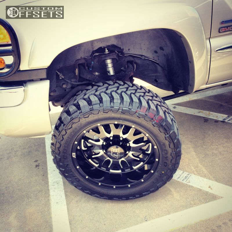 2006 GMC Sierra 2500 HD with 20x10 -14 Axe Offroad 507 and 33/12.5R20 ...