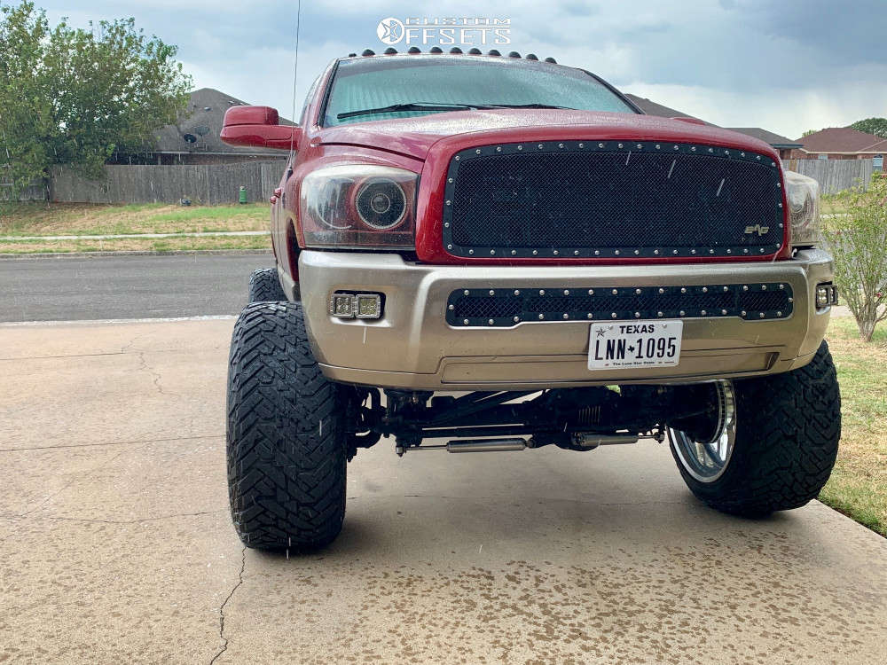 2009 Dodge Ram 2500 with 26x16 -101 Fuel Forged Ff19 and 40/15.5R26 ...