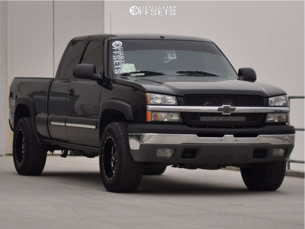 2005 Chevrolet Silverado 1500 Classic with 18x10 -24 Moto Metal Mo962 ...