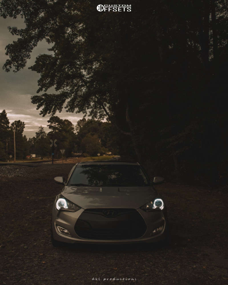 2012 Hyundai Veloster with 18x8.5 35 Konig Hypergram and 225/40R18 ...