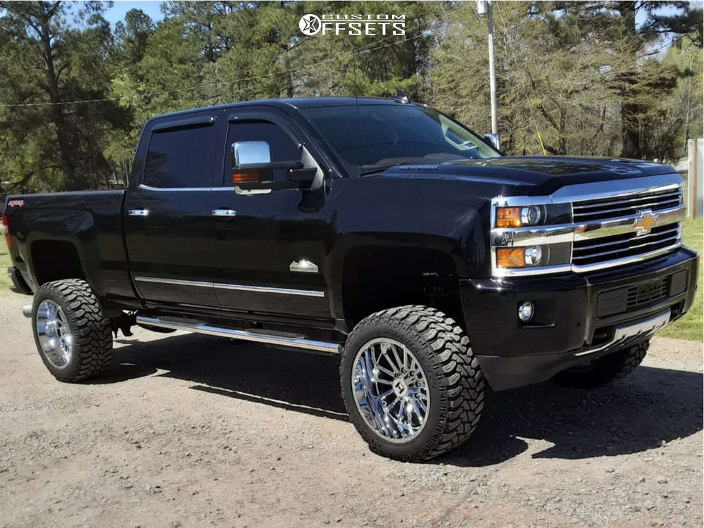 2015 Chevrolet Silverado 2500 HD with 22x12 -44 Hostile Predator and 35 ...