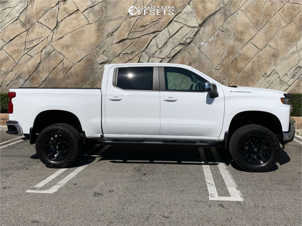 2019 Chevrolet Silverado 1500 with 20x9 1 Fuel Blitz and 35/12.5R20 ...