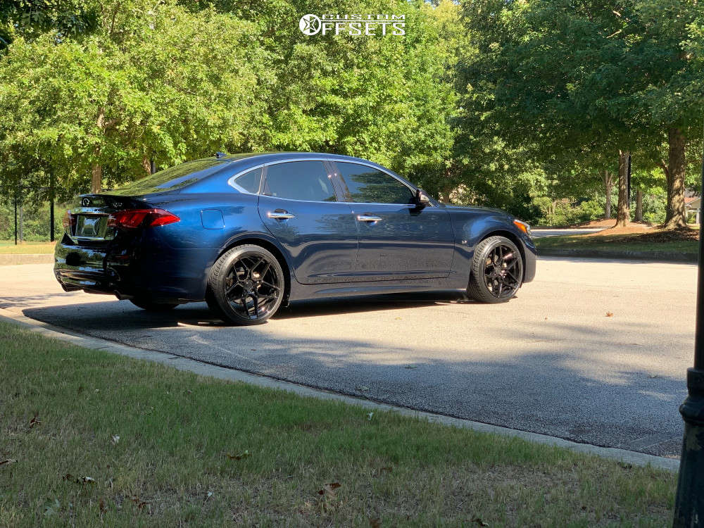 2019 INFINITI Q70 with 20x10 22 Rohana Rfx11 and 255/35R20 Ohtsu Fp8000 ...