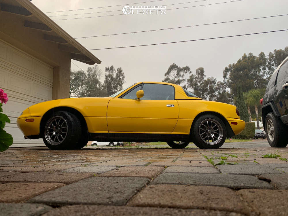 1992 Mazda MX-5 Miata with 15x7 30 949 Racing 6UL and 205/50R15 Kumho ...