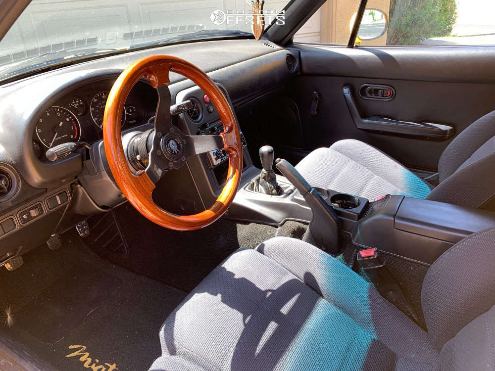 1992 Mazda MX-5 Miata with 15x7 30 949 Racing 6UL and 205/50R15 Kumho ...