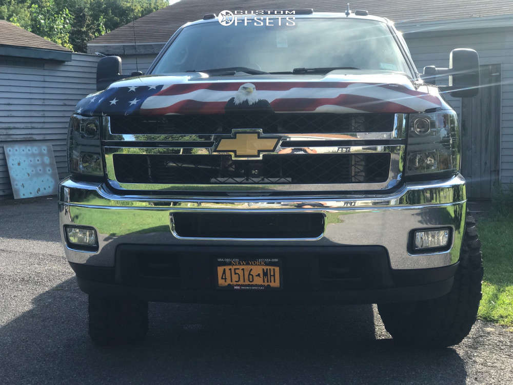 2013 Chevrolet Silverado 3500 HD with 20x8.25 127 TIS 544BM and 35/12 ...