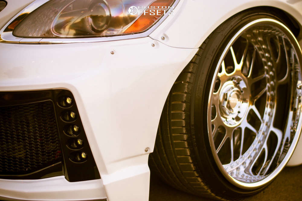 2010 Lexus GS350 with 19x12.5 -32 Work Racing Hart C2 and 215/35R19 ...