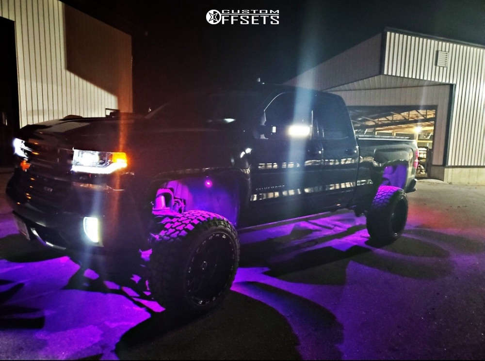 2016 Chevrolet Silverado 1500 with 20x12 -44 TIS 544BM and 33/12.5R20 ...