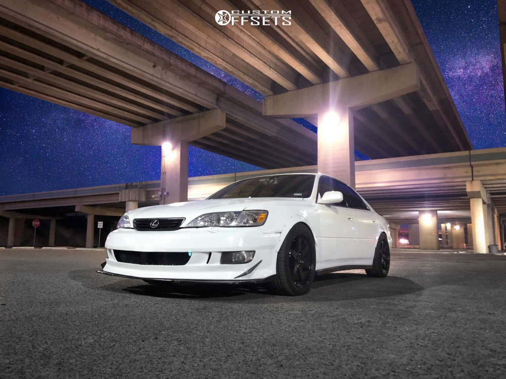 2000 Lexus ES300 with 18x8 35 AVID1 AV6 and 225/45R18 Michelin Premier ...