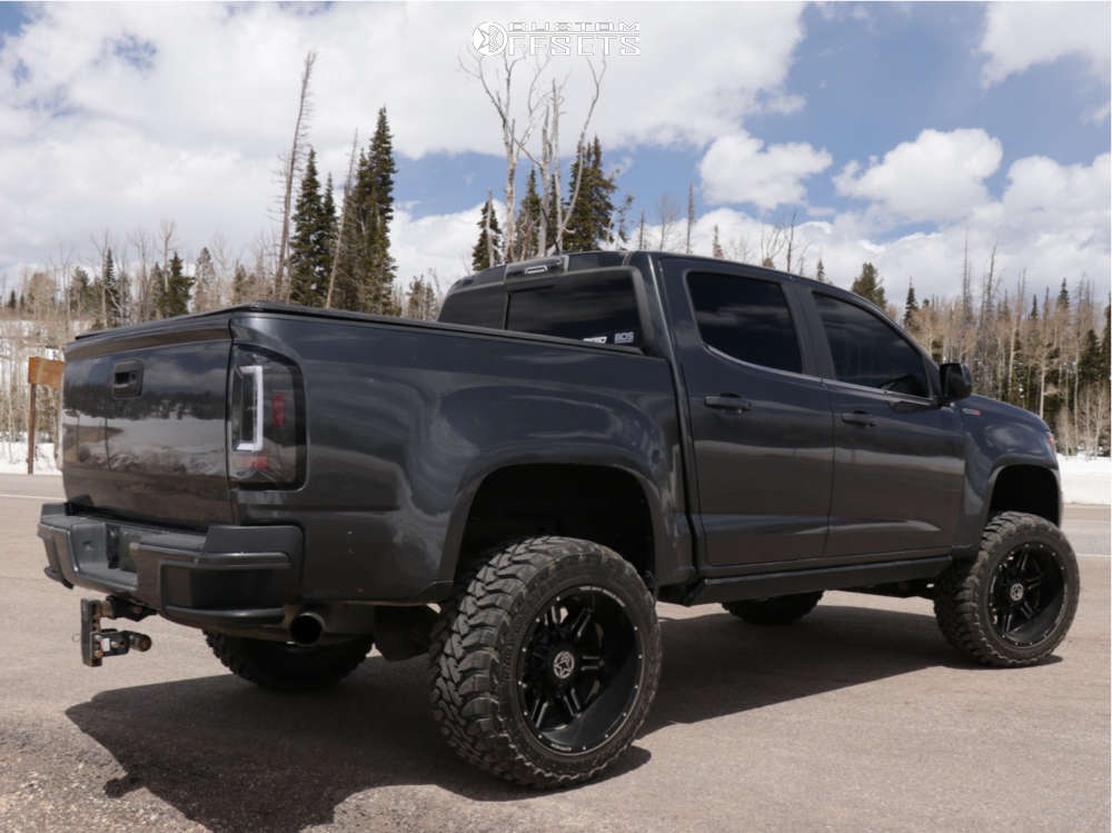 2016 Chevrolet Colorado with 20x12 -44 Anthem Off-Road Equalizer and 33 ...