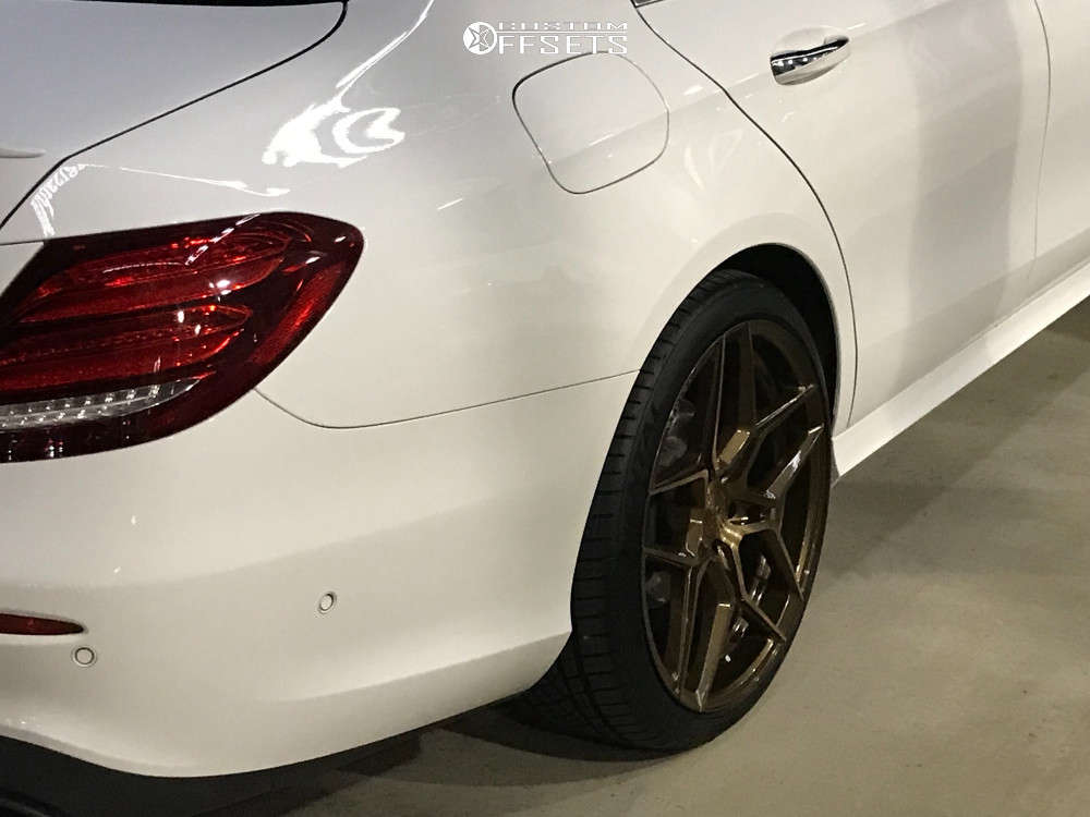 2017 Mercedes-Benz E300 with 20x9 35 Rohana Rfx11 and 235/45R20 ...