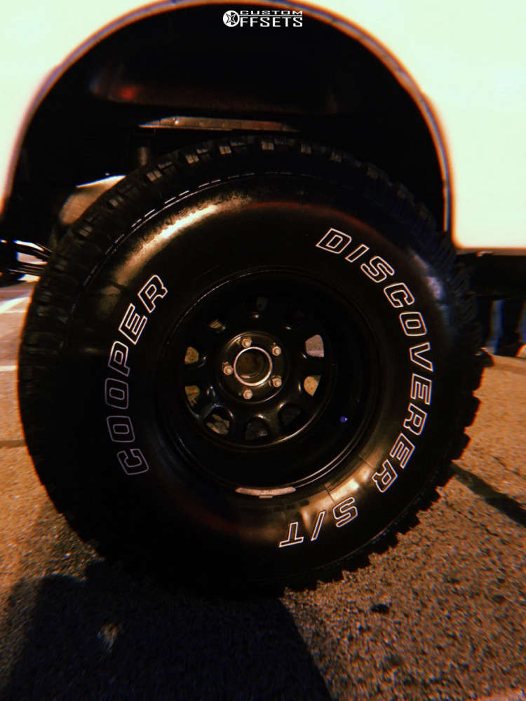 2011 Ford Ranger with 15x10 -38 American Racing Ar-767 and 35/12.5R15 ...