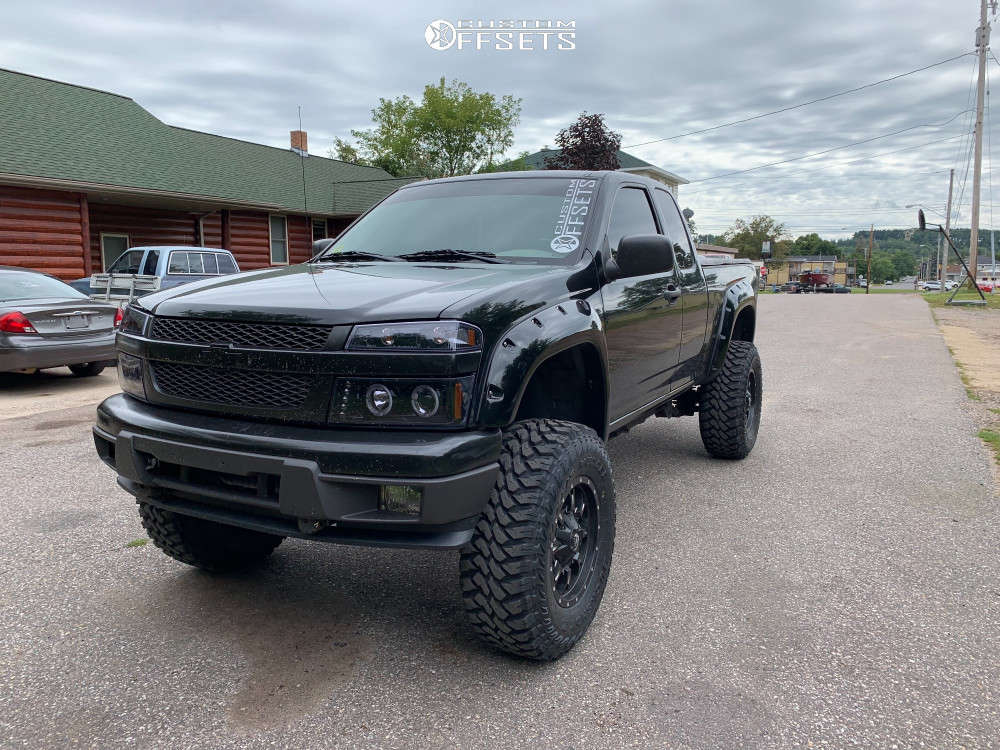 2005 Chevrolet Colorado with 17x9 1 Fuel Krank and 305/70R17 Maxxis ...