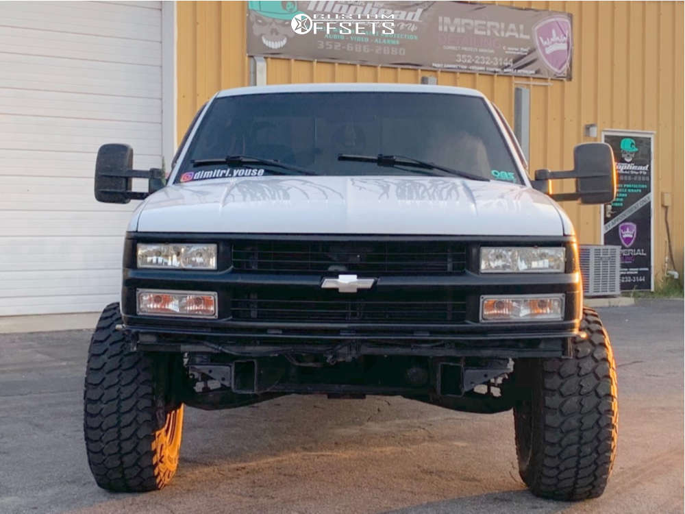 1998 Chevrolet C1500 with 15x10 -44 Pro Comp 51 and 33/12.5R15 Achilles ...