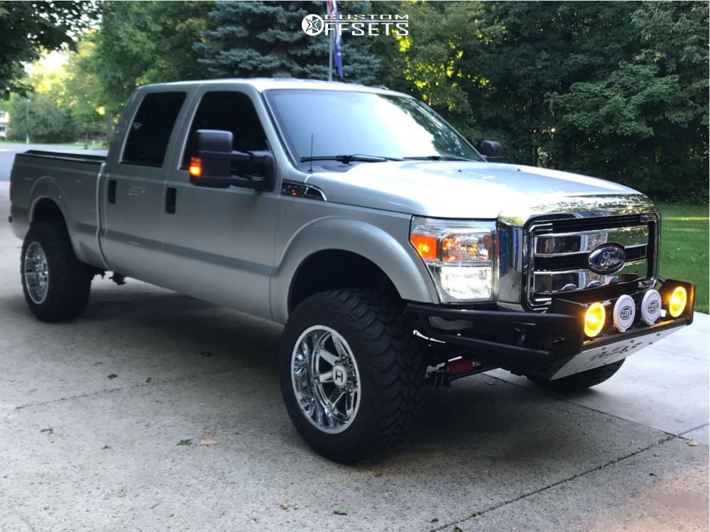2015 Ford F-250 Super Duty with 20x12 -44 Hostile Alpha and 35/12.5R20 ...
