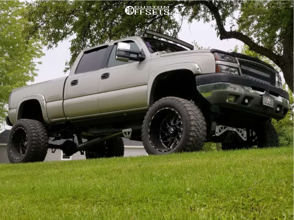 2003 Chevrolet Silverado 2500 HD with 24x14 -76 TIS 544BM and 40/15 ...