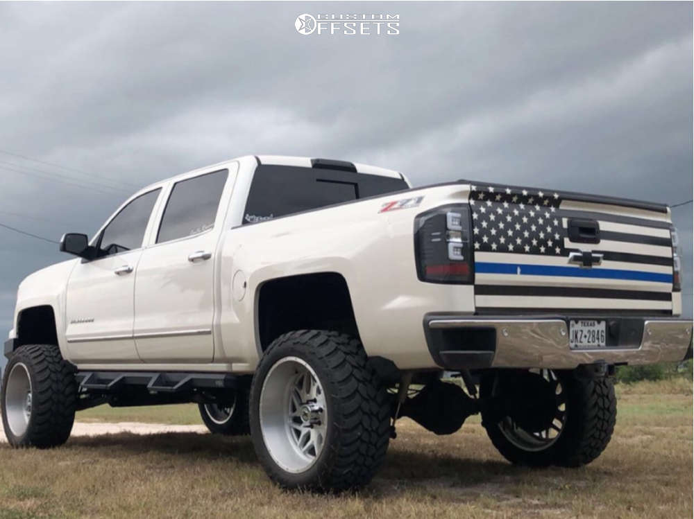 2015 Chevrolet Silverado 1500 with 22x12 -44 Xtreme Force Xf2 and 35/13 ...