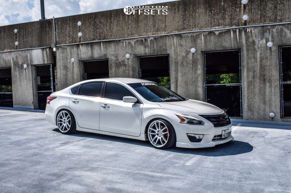 2014 Nissan Altima with 19x9.5 22 ESR Sr08 and 215/35R19 Nankang NS-25 ...