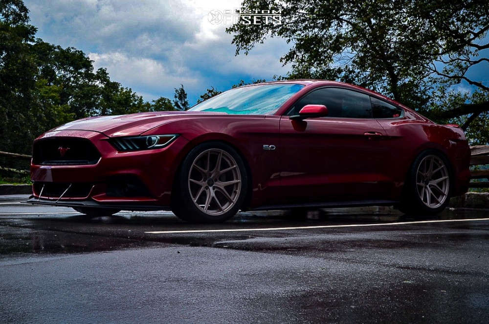 2016 Ford Mustang with 19x10.5 35 305 Forged Ft101 and 285/30R19 ...