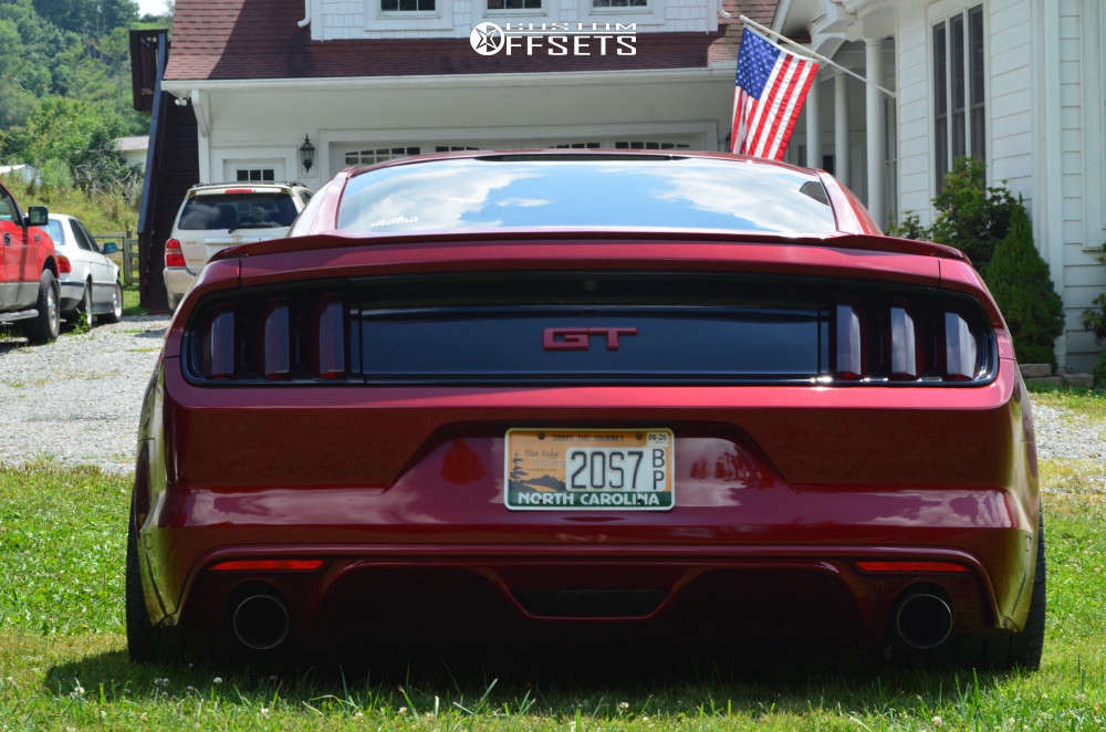2016 Ford Mustang with 19x10.5 35 305 Forged Ft101 and 285/30R19 ...