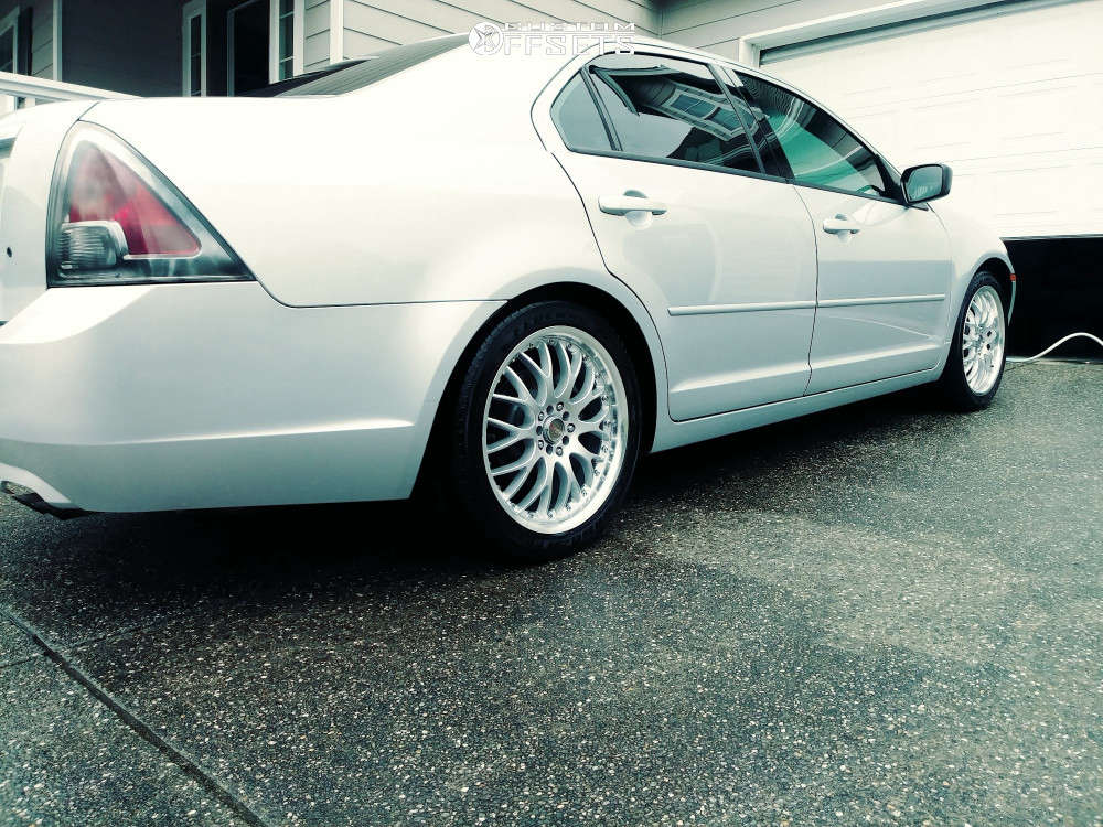 2006 Ford Fusion with 18x7.5 35 Drag Dr19 and 225/45R18 Federal Formoza ...