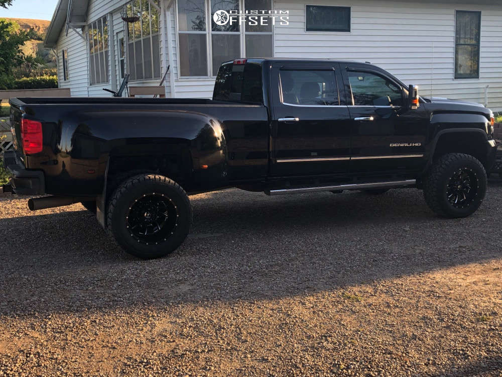 2015 GMC Sierra 3500 HD with 20x8.25 -176 Fuel Cleaver and 35/12.5R20 ...
