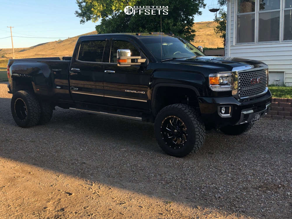 2015 GMC Sierra 3500 HD with 20x8.25 -176 Fuel Cleaver and 35/12.5R20 ...