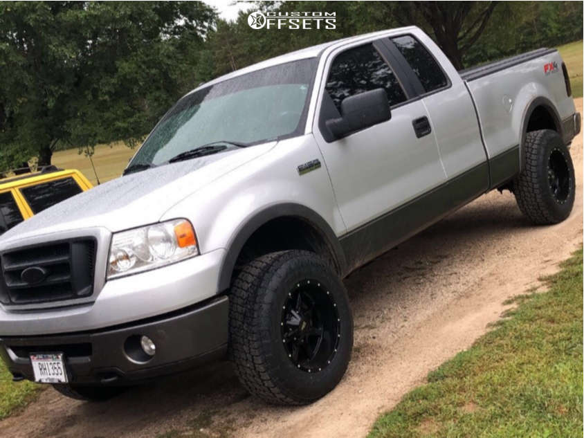 2007 Ford F-150 with 18x10 -24 Moto Metal Mo970 and 275/70R18 Nitto ...