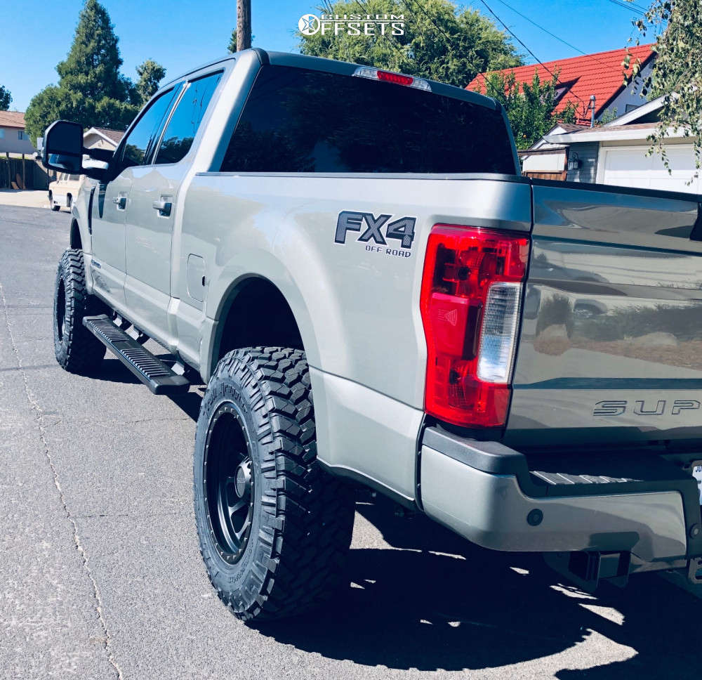 2019 Ford F-250 Super Duty with 20x10 -24 Method Nv and 37/11.5R20 ...